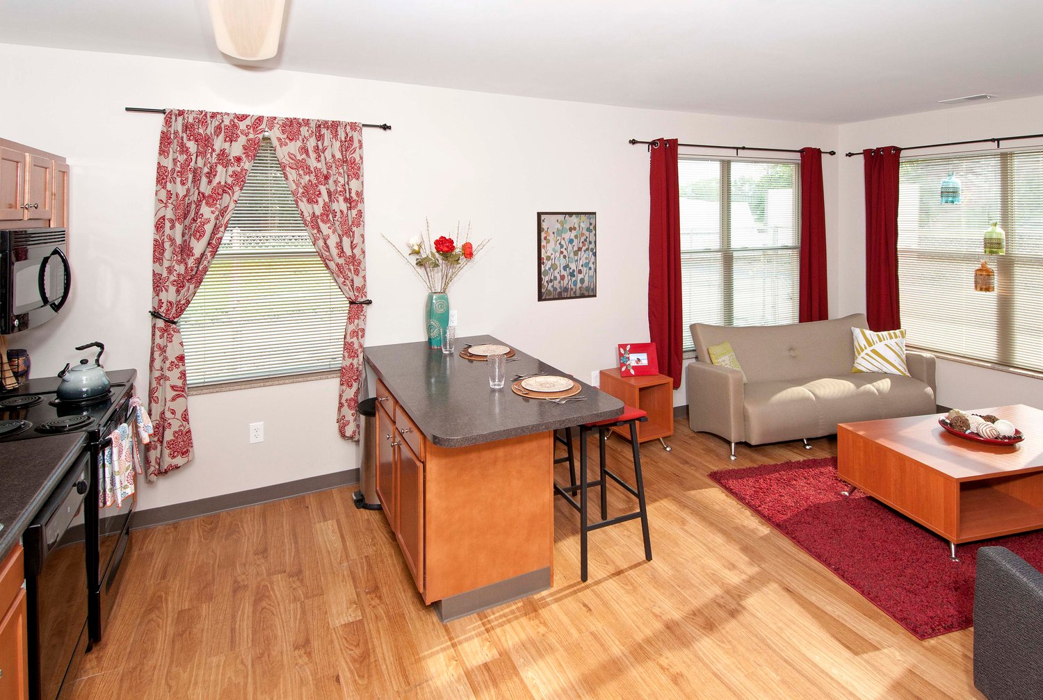 College Suites at Washington Square